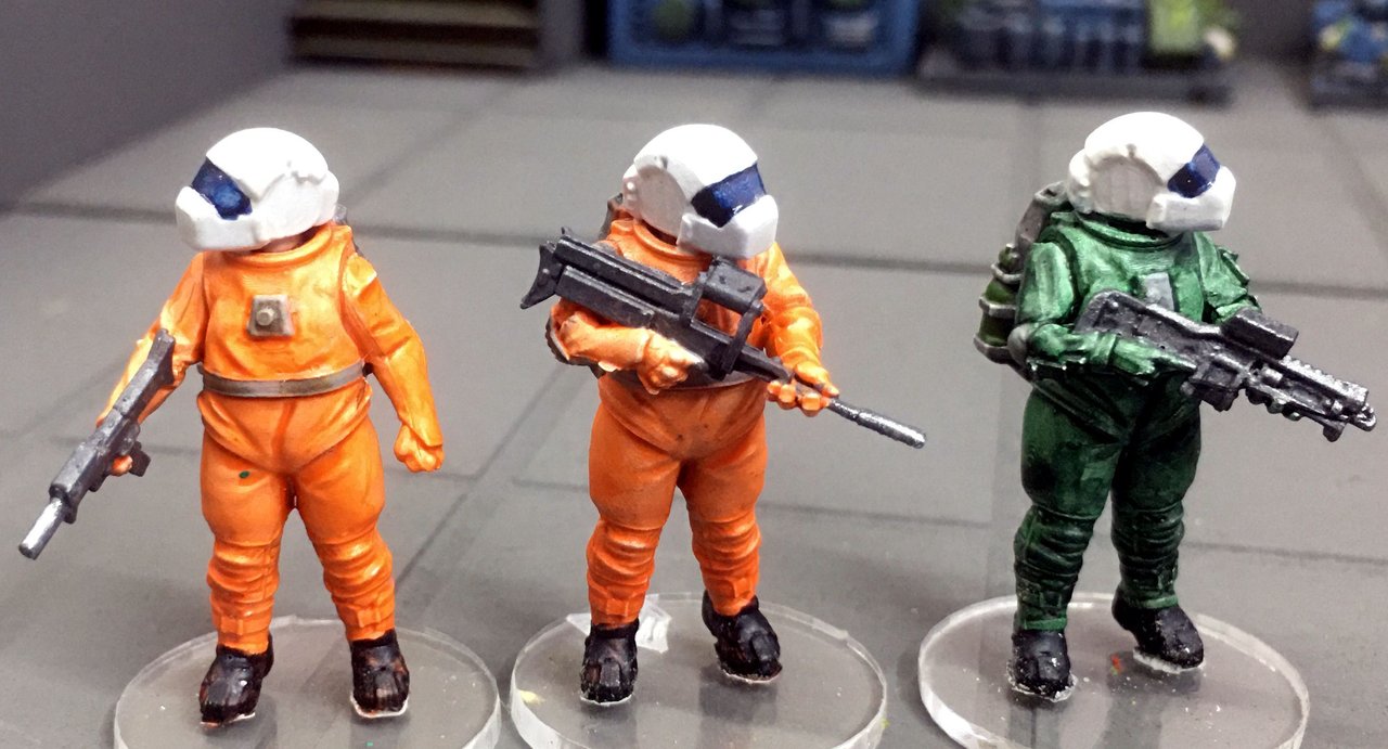 Albedo Zero G Hazsuit Unit - Sally 4th 28mm Fantasy & Gaming Miniatures