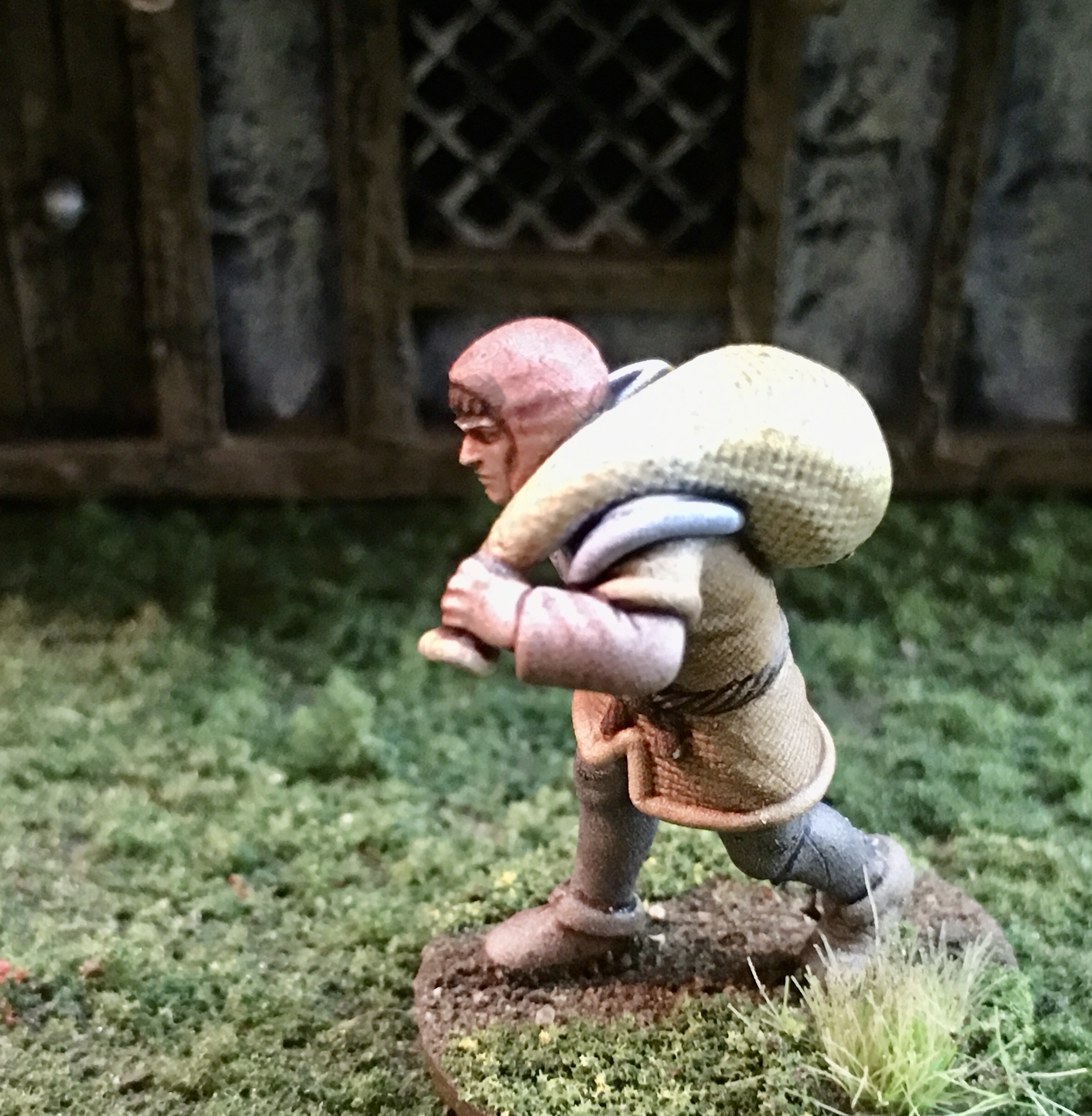Peasant with sack - Sally 4th 28mm Fantasy & Gaming Miniatures